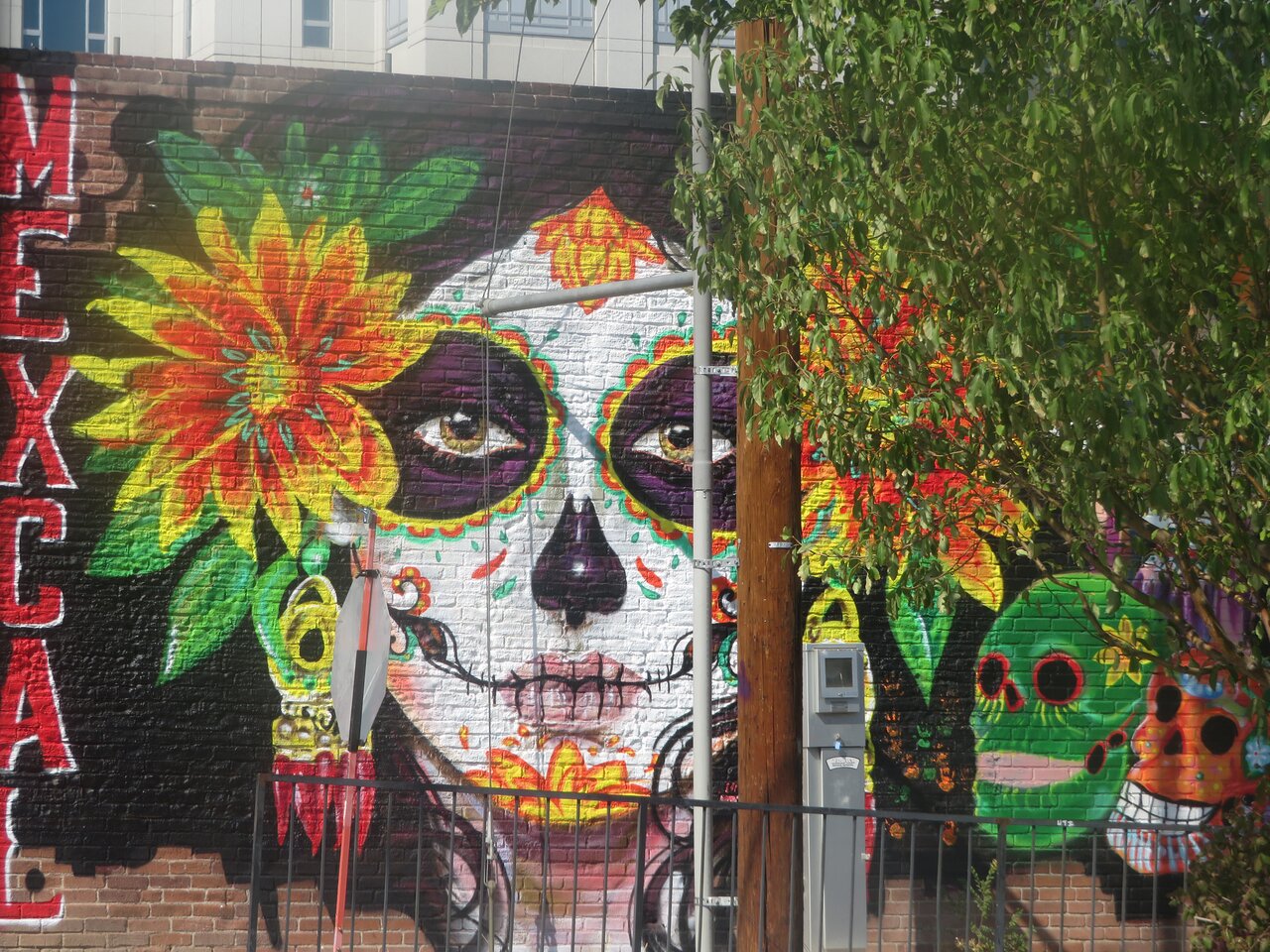 Sights - The Riverwalk District